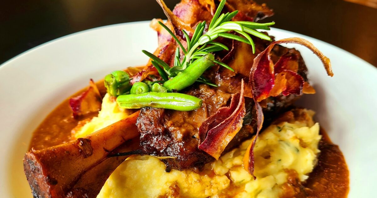 Lokal Kitchen & Bar | Dinefind